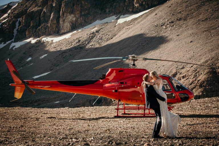 How to Plan a Helicopter Elopement - kellyszott.com
