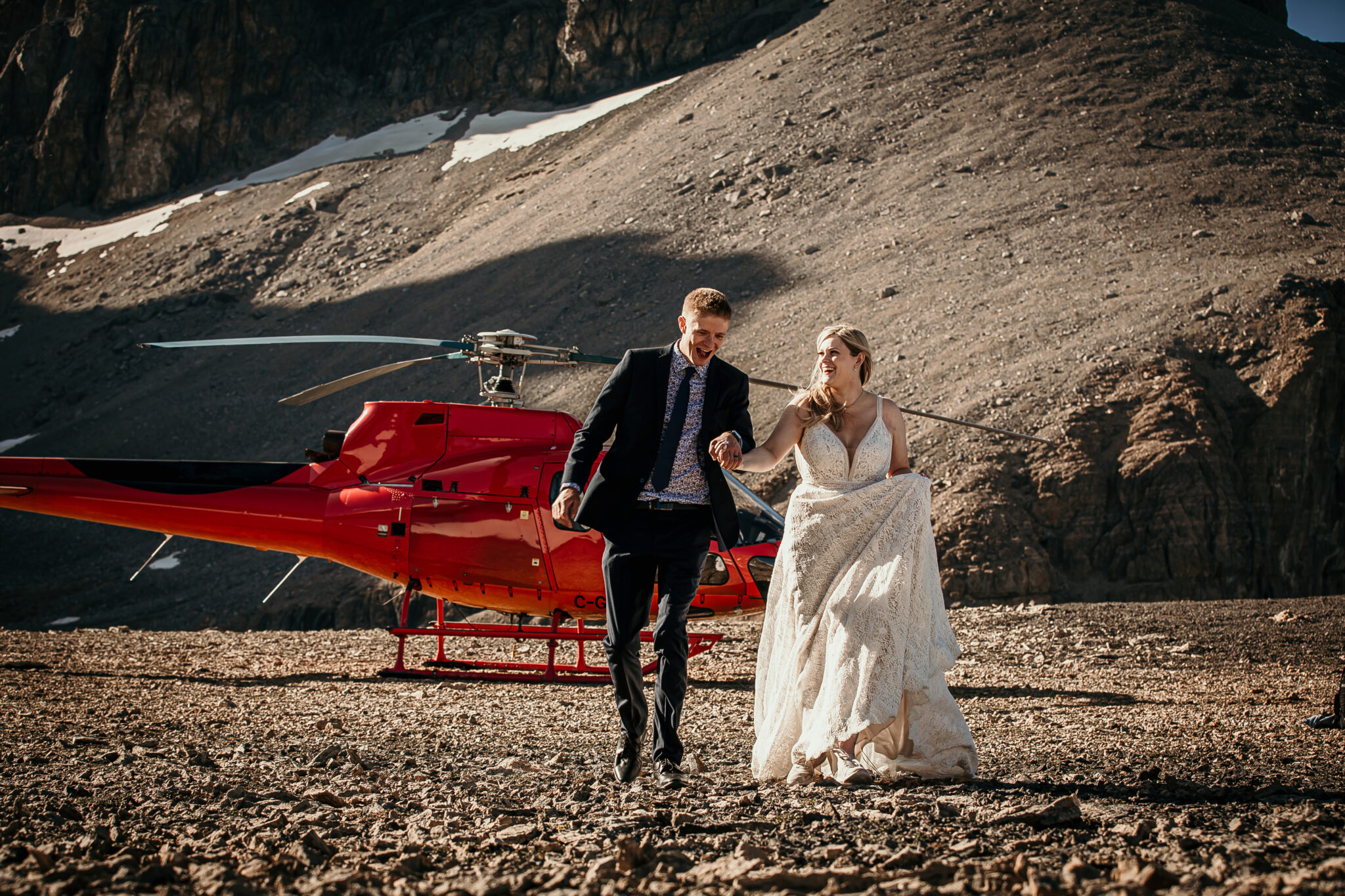 How to Plan a Helicopter Elopement - kellyszott.com